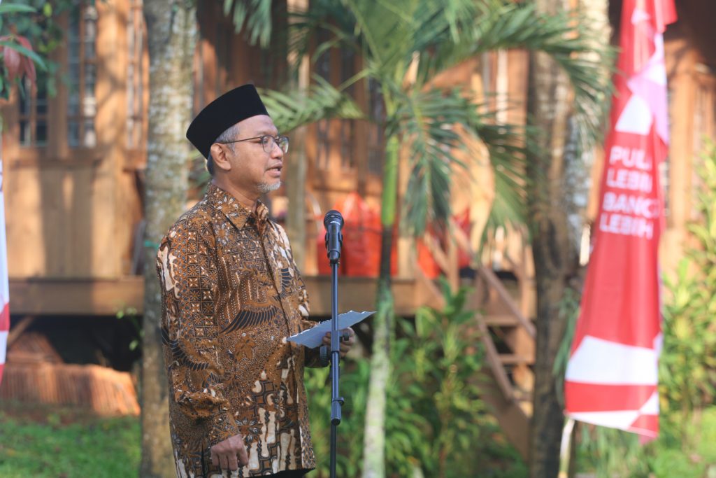 Merah Putih Berkibar di Zona Madina Dompet Dhuafa – Zona Madina